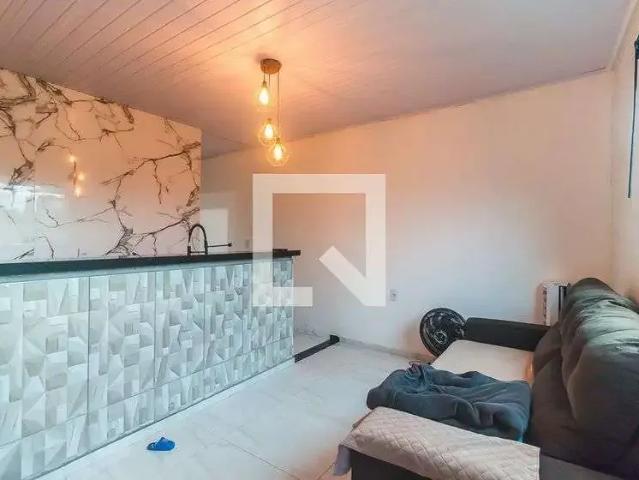 Casa / Sobrado para Locação em Mogi das Cruzes/SP Jardim Santos Dumont 2 Quartos