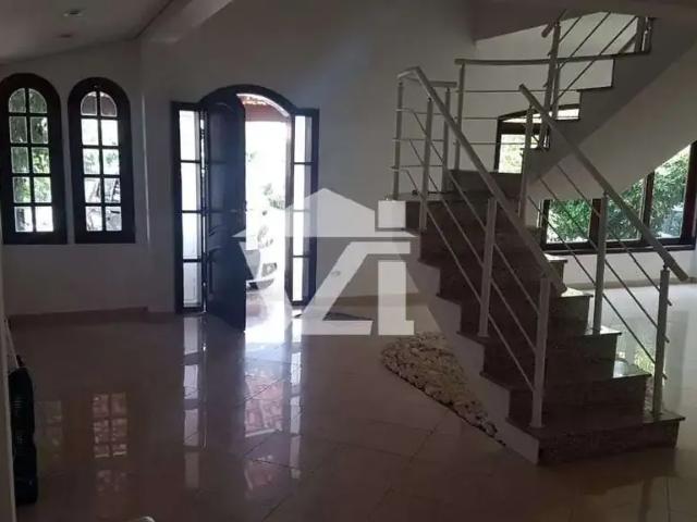 Casa / Sobrado para Locação em Mogi das Cruzes/SP Lagoa Seca 4 Quartos
