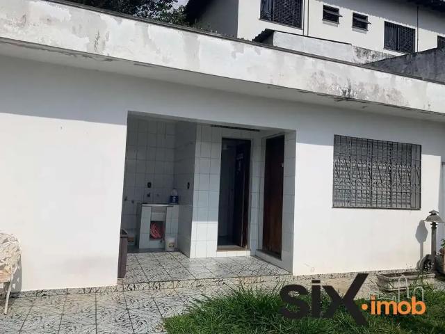 Casa / Sobrado para Locação em Mogi das Cruzes/SP Vila Lavínia 3 Quartos