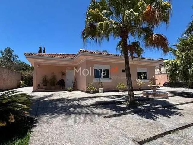 Casa / Sobrado para Locação em Mogi das Cruzes/SP Vila Oliveira 5 Quartos