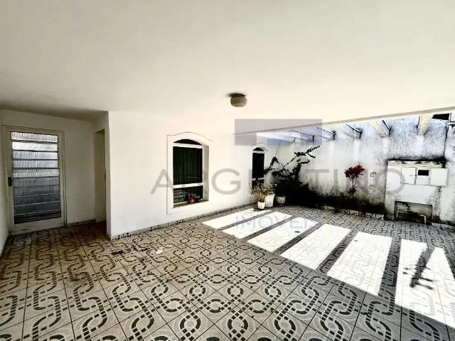 Casa / Sobrado para Locação em Mogi das Cruzes/SP Vila Oliveira 3 Quartos