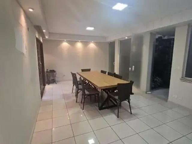 Casa / Sobrado para Locação em Mogi das Cruzes/SP Vila Oliveira 3 Quartos