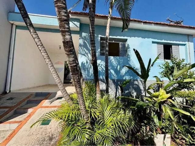 Casa / Sobrado para Locação em Mogi Guaçu/SP Jardim Itamaraty 4 Quartos