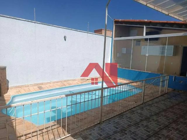 Casa / Sobrado para Locação em Mogi Guaçu/SP Jardim Jacira 3 Quartos