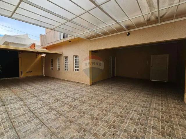 Casa / Sobrado para Locação em Mogi Guaçu/SP Jardim Jacira 3 Quartos
