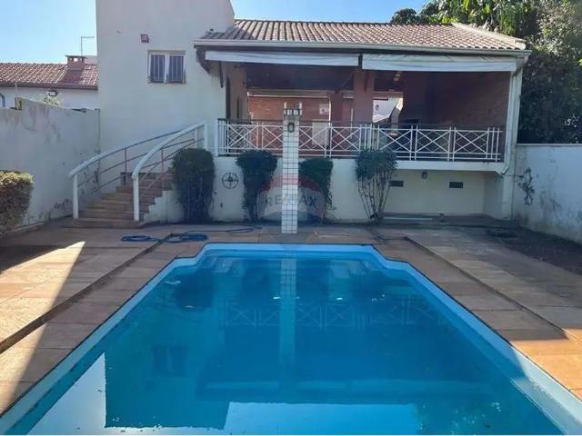 Casa / Sobrado para Locação em Mogi Mirim/SP Centro 3 Quartos
