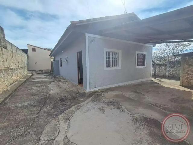 Casa / Sobrado para Locação em Mogi Mirim/SP Jardim Lago 4 Quartos
