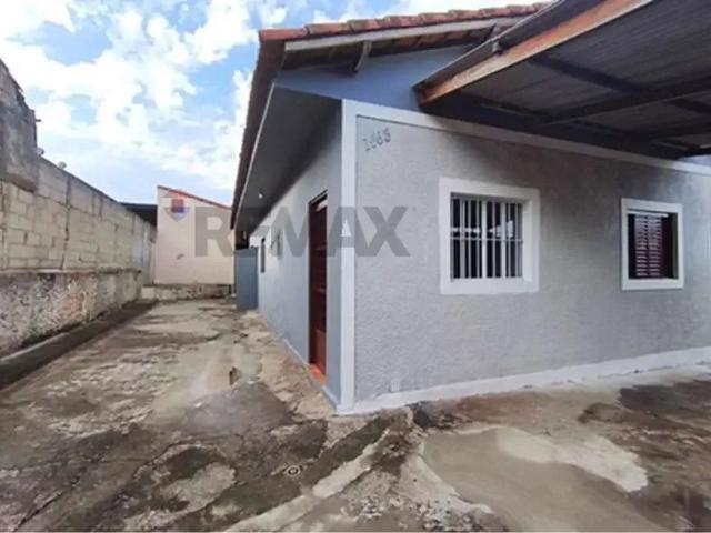 Casa / Sobrado para Locação em Mogi Mirim/SP Jardim Lago 4 Quartos