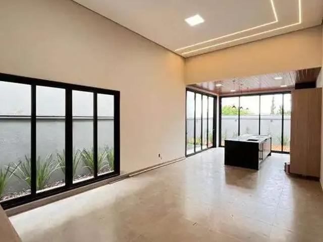 Casa / Sobrado para Locação em Mogi Mirim/SP Residencial Portal do Lago 3 Quartos