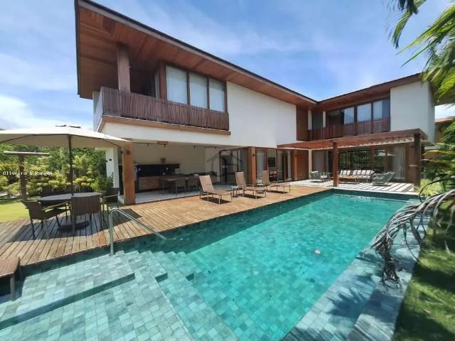 Casa / Sobrado para Locação em Mata de São João/BA Praia do Forte 5 Quartos