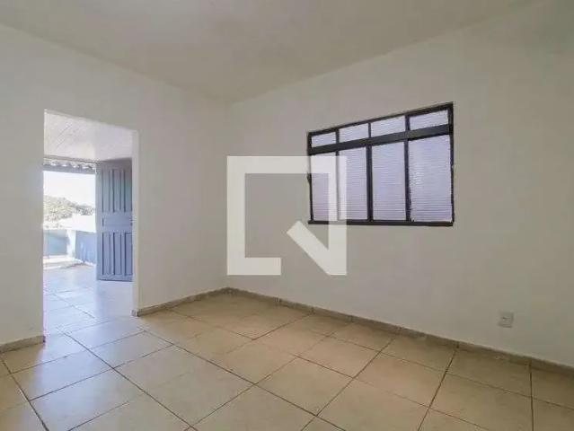 Casa / Sobrado para Locação em Mauá/SP Centro 1 Quartos