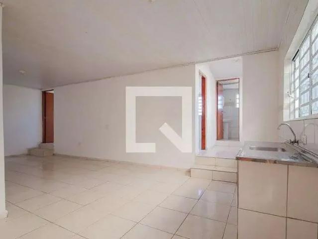 Casa / Sobrado para Locação em Mauá/SP Centro 2 Quartos