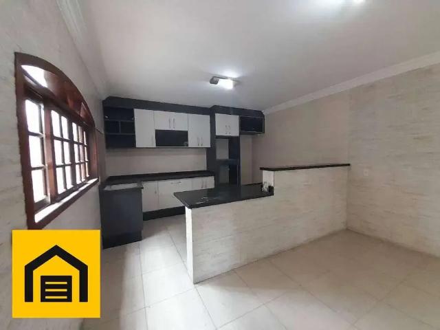 Casa / Sobrado para Locação em Mauá/SP Jardim Anchieta 3 Quartos