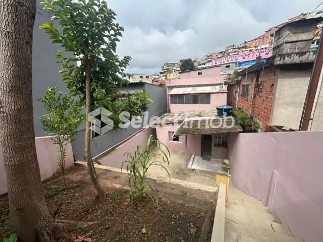 Casa / Sobrado para Locação em Mauá/SP Jardim Ipê 1 Quartos