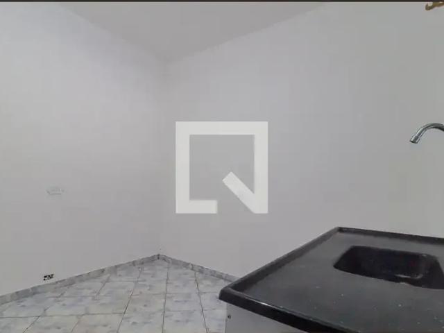 Casa / Sobrado para Locação em Mauá/SP Parque São Vicente 1 Quartos
