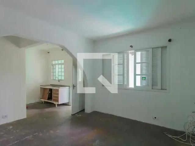 Casa / Sobrado para Locação em Mauá/SP Parque São Vicente 1 Quartos