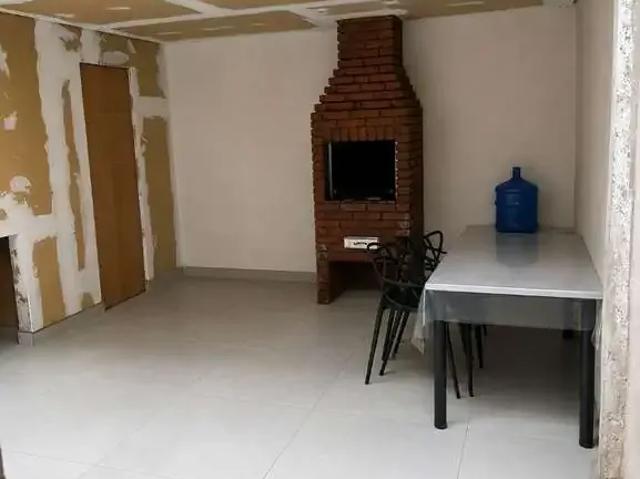 Casa / Sobrado para Locação em Mauá/SP Parque São Vicente 3 Quartos