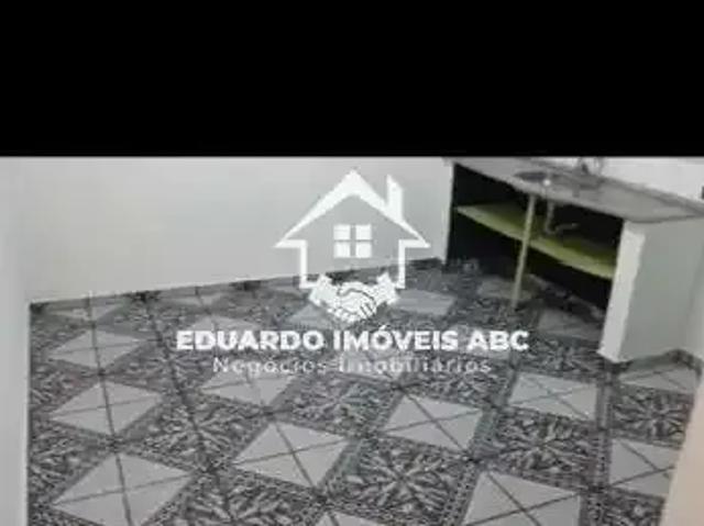Casa / Sobrado para Locação em Mauá/SP Vila Carlina 2 Quartos
