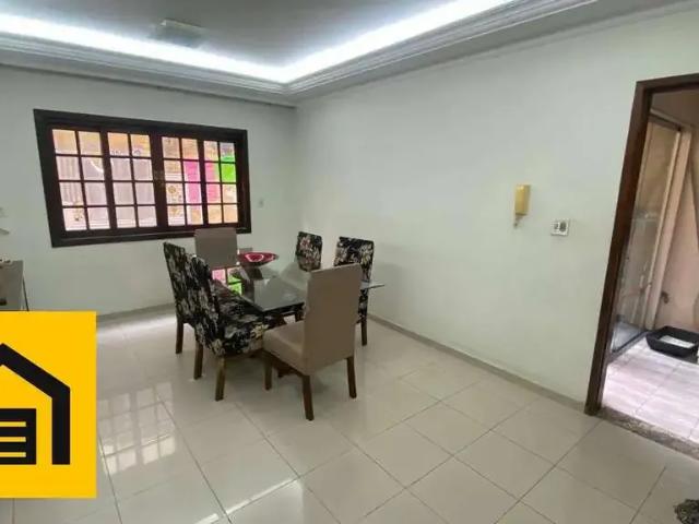 Casa / Sobrado para Locação em Mauá/SP Vila Dirce 4 Quartos