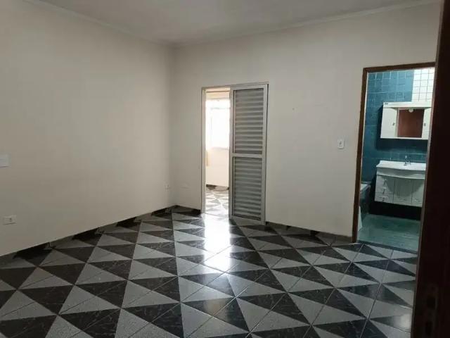 Casa / Sobrado para Locação em Mauá/SP Vila Emílio 4 Quartos