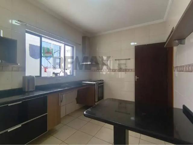 Casa / Sobrado para Locação em Mauá/SP Vila Nossa Senhora das Vitórias 2 Quartos