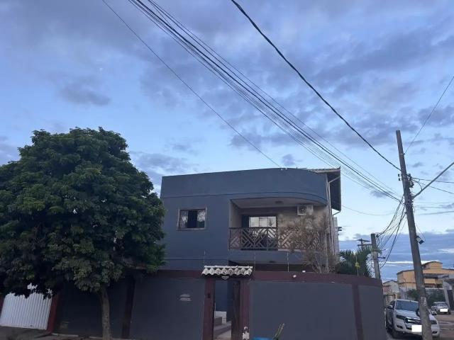 Casa / Sobrado para Locação em Macaé/RJ Ajuda 4 Quartos