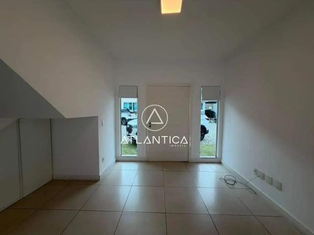 Casa / Sobrado para Locação em Macaé/RJ Glória 4 Quartos