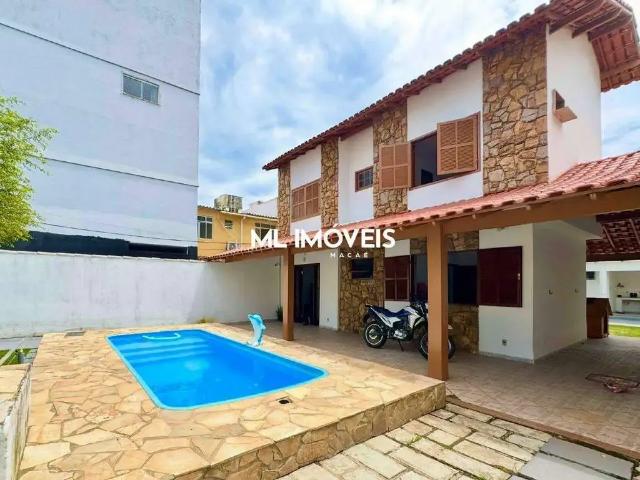 Casa / Sobrado para Locação em Macaé/RJ Imbetiba 5 Quartos