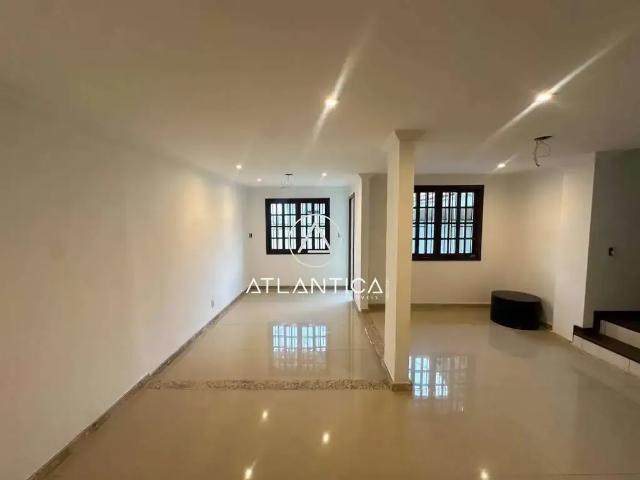 Casa / Sobrado para Locação em Macaé/RJ São Marcos 3 Quartos