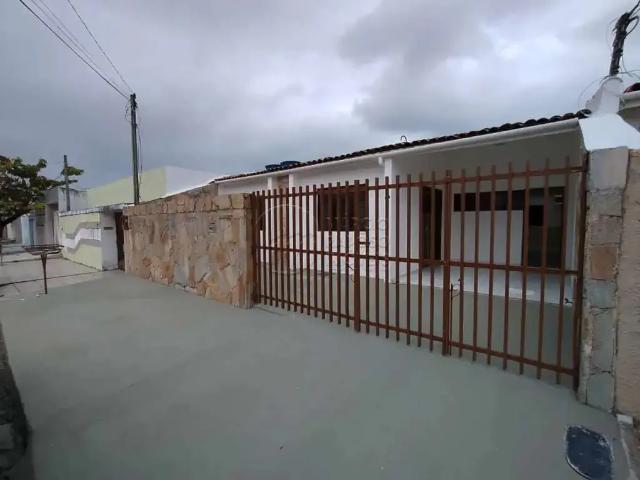 Casa / Sobrado para Locação em Maceió/AL Barro Duro 4 Quartos