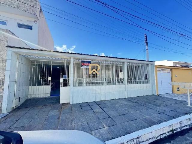Casa / Sobrado para Locação em Maceió/AL Barro Duro 3 Quartos