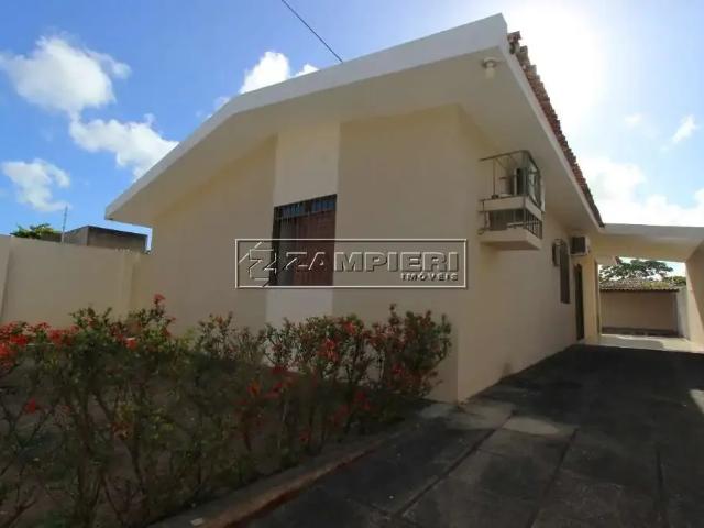 Casa / Sobrado para Locação em Maceió/AL Gruta de Lourdes 4 Quartos