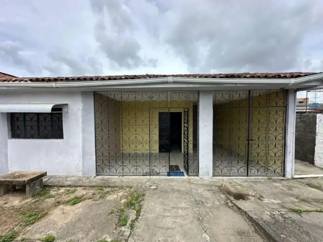 Casa / Sobrado para Locação em Maceió/AL Santa Lúcia 4 Quartos