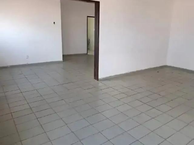 Casa / Sobrado para Locação em Maceió/AL Tabuleiro do Martins 2 Quartos