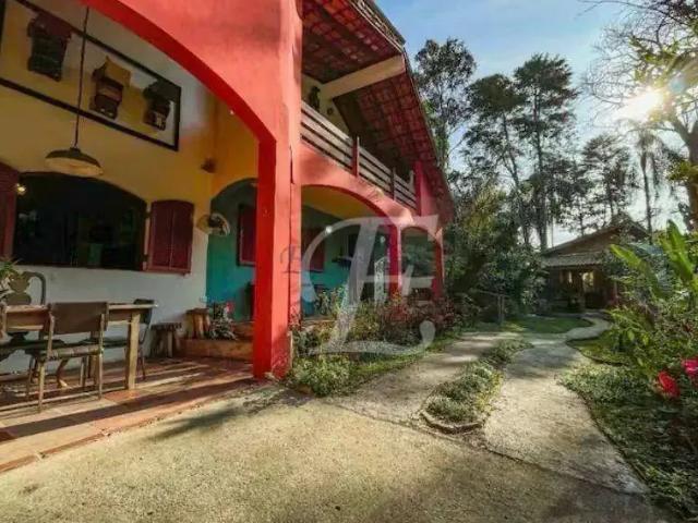 Casa / Sobrado para Locação em Mairiporã/SP Caraguatá 4 Quartos