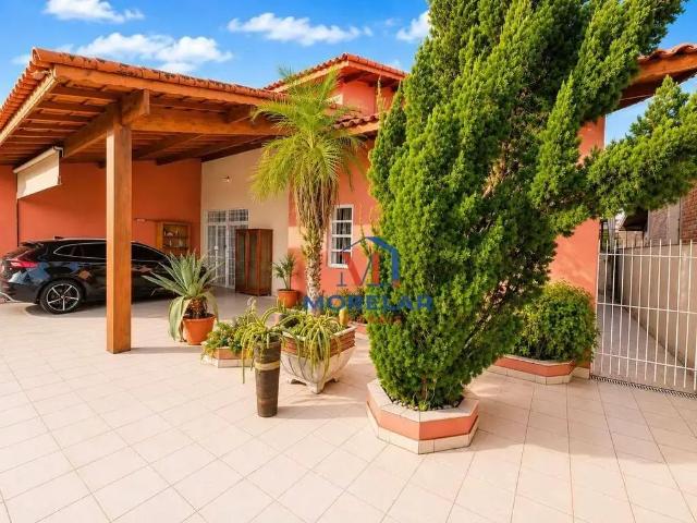 Casa / Sobrado para Locação em Mairiporã/SP Centro 4 Quartos
