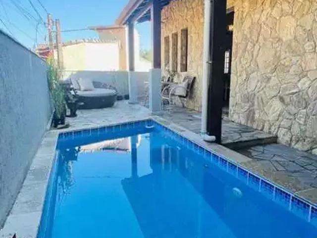Casa / Sobrado para Locação em Mairiporã/SP Centro 4 Quartos