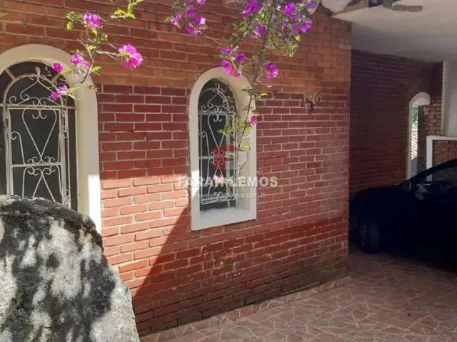 Casa / Sobrado para Locação em Mairiporã/SP Olho D'Água 3 Quartos