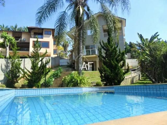 Casa / Sobrado para Locação em Mairiporã/SP Serra da Cantareira 4 Quartos