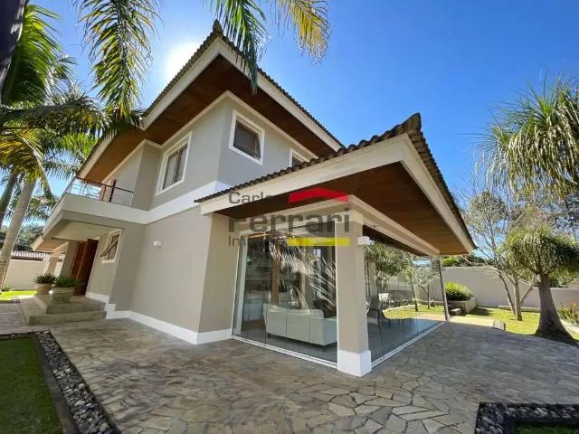 Casa / Sobrado para Locação em Mairiporã/SP Serra da Cantareira 5 Quartos