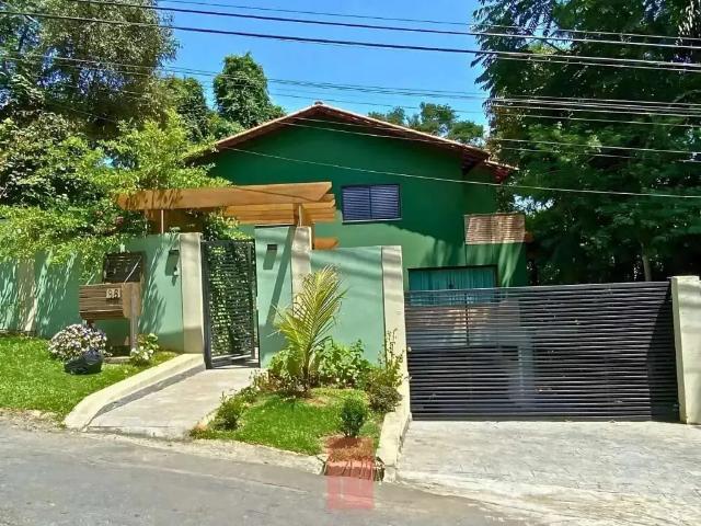 Casa / Sobrado para Locação em Mairiporã/SP Serra da Cantareira 5 Quartos