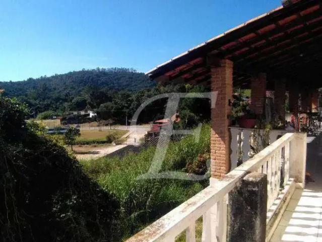 Casa / Sobrado para Locação em Mairiporã/SP Serra da Cantareira 3 Quartos