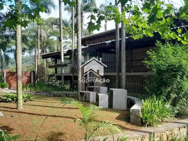 Casa / Sobrado para Locação em Mairiporã/SP Roseira 3 Quartos