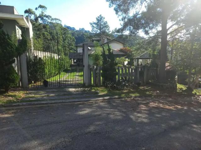 Casa / Sobrado para Locação em Mairiporã/SP Zona Rural 4 Quartos