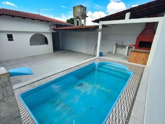 Casa / Sobrado para Locação em Manaus/AM Aleixo 5 Quartos