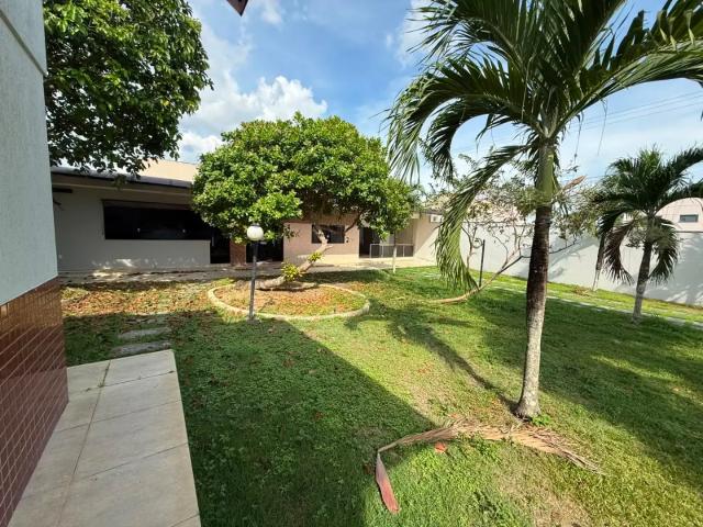 Casa / Sobrado para Locação em Manaus/AM Ponta Negra 2 Quartos