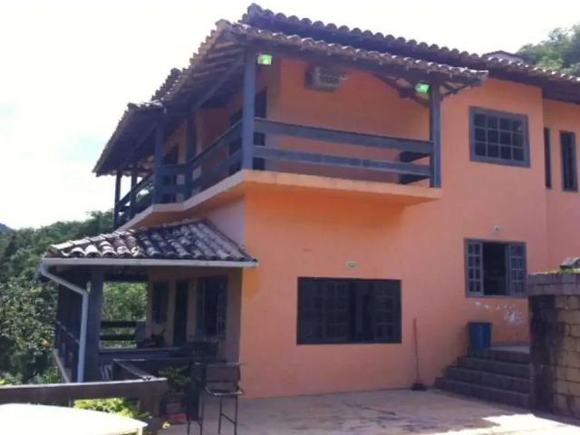 Casa / Sobrado para Locação em Mangaratiba/RJ Praia da Ribeira 3 Quartos