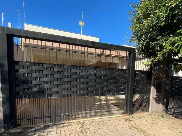 Casa / Sobrado para Locação em Maringá/PR Jardim Tóquio 3 Quartos