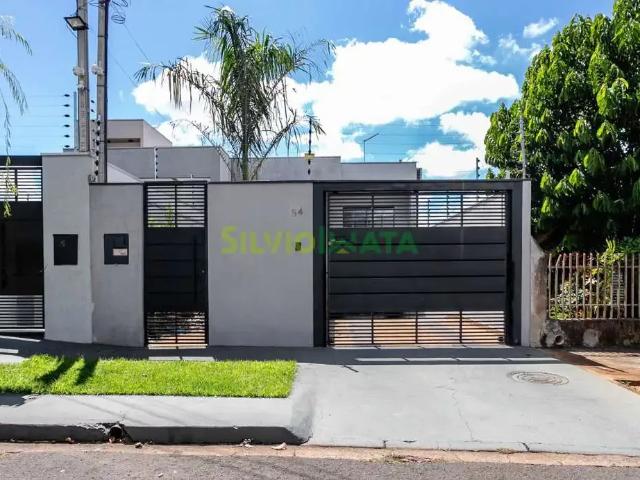 Casa / Sobrado para Locação em Maringá/PR Jardim Alvorada 4 Quartos