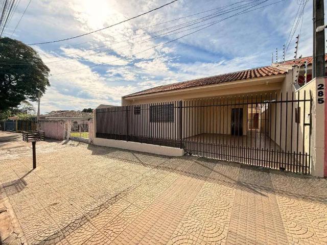 Casa / Sobrado para Locação em Maringá/PR Jardim Alvorada 3 Quartos